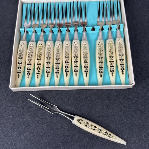 Dining | Vintage Little Fork Stainless Steel Relish Hors Doeuvre Forks ...